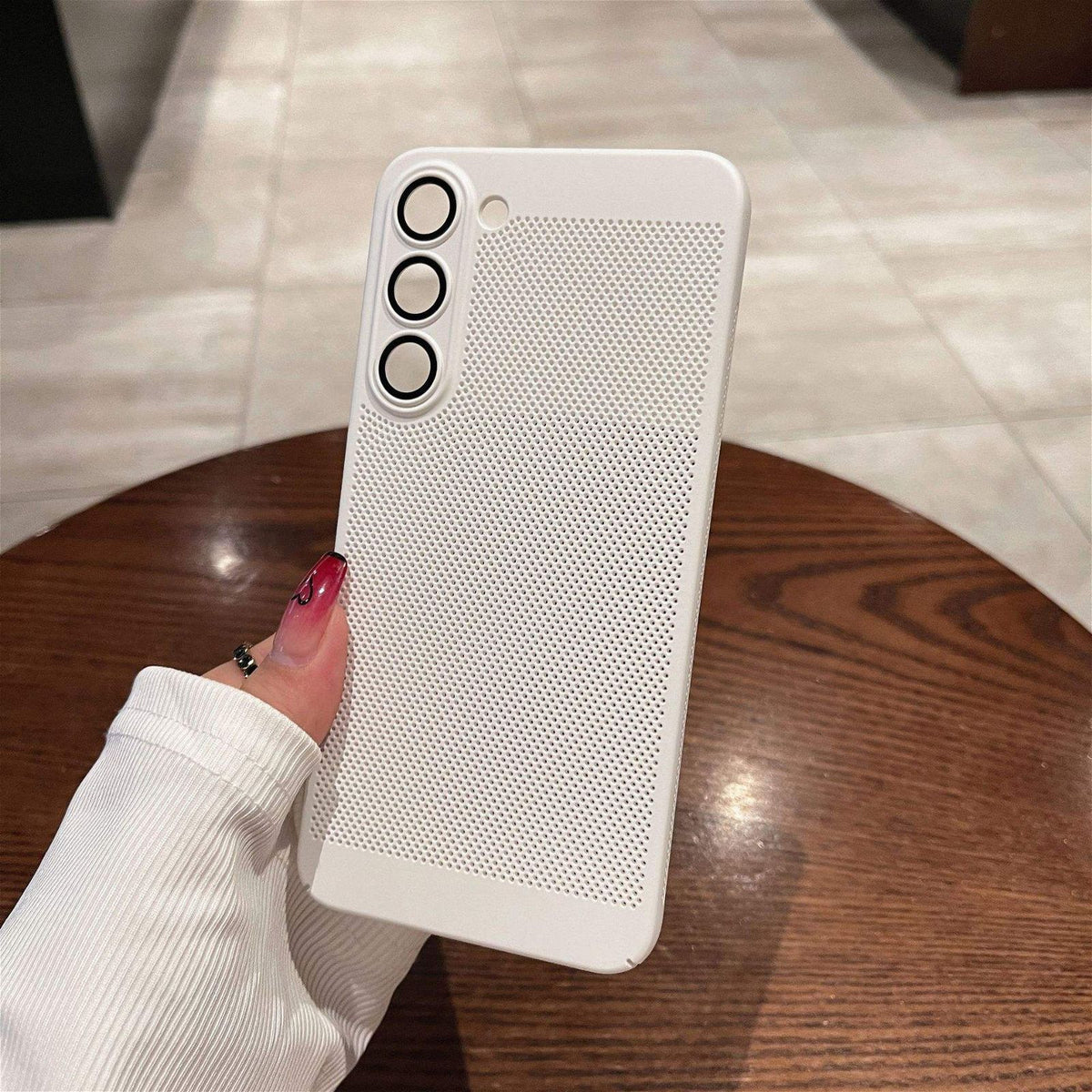 Heat Dissipation Breathable Mesh Grid Case With Camera Protection